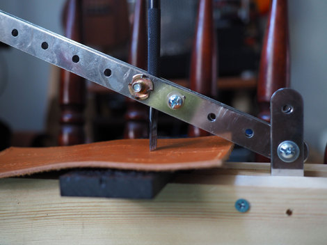Leatherworking tools, Leather tooling, Leather projects
